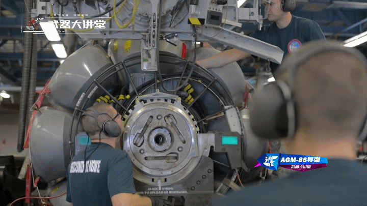 可携带核弹头奔赴2400KM，命中精度高达2.5米，AGM-86巡航导弹|导弹|巡航导弹|核弹头|AGM-86_新浪新闻